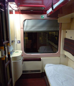 How to travel by train from London to Istanbul (Turkey)