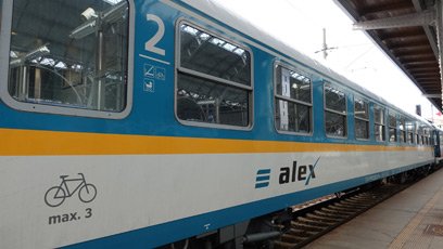 MUNICH TO PRAGUE by train from €15 | Avoid the bus from Munich to Prague